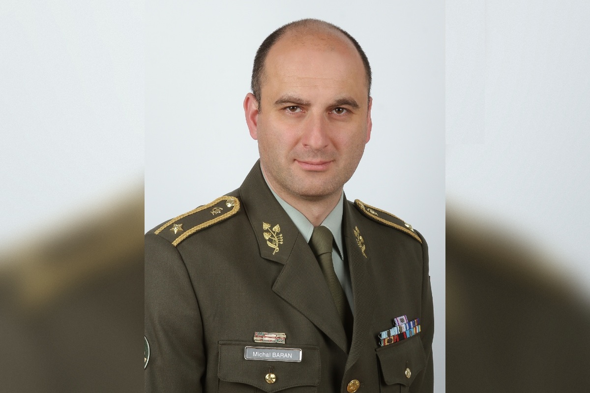 Armáda nemá dost krve pro vojáky. Česko není připravené na válku ...