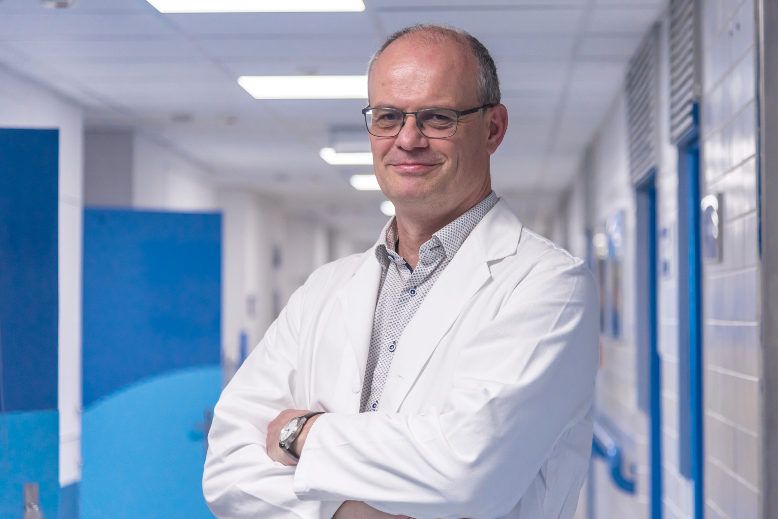 Pacienti dojíždějí stovky kilometrů. Systém péče přestává fungovat ...