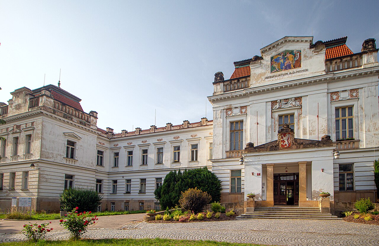 Bohnice plánují centrum dětské psychiatrie za půl miliardy. Premiér ...