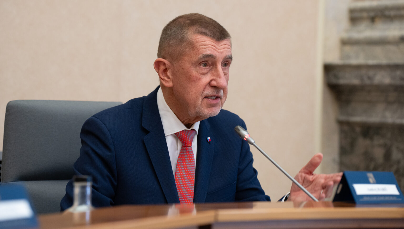Co přinese zákaz HHC a vyčkávání u kratomu? Experti rozebírají ...