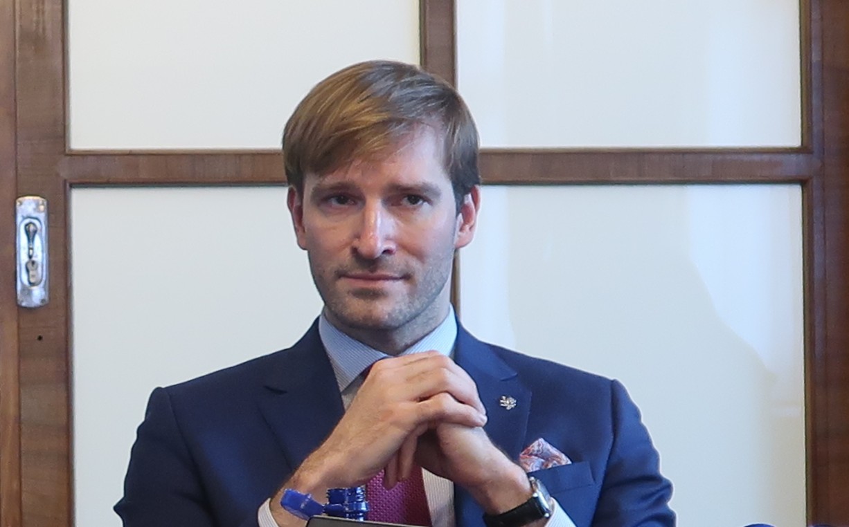 Vojtěch vyhlásil stopku nemocničním lobbistům: Kdo nemá dost výkonů, s ...